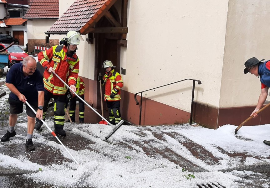 Heftiger Hagelschauer über der Region - infopress24.de